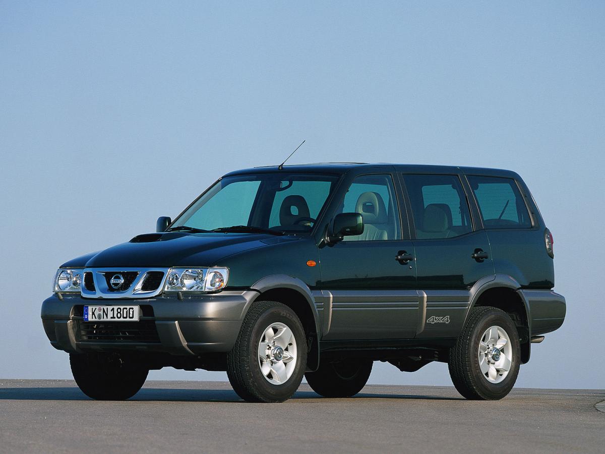 Nissan Terrano II (R20) 2.7 TD (3 dr) (100 Hp)